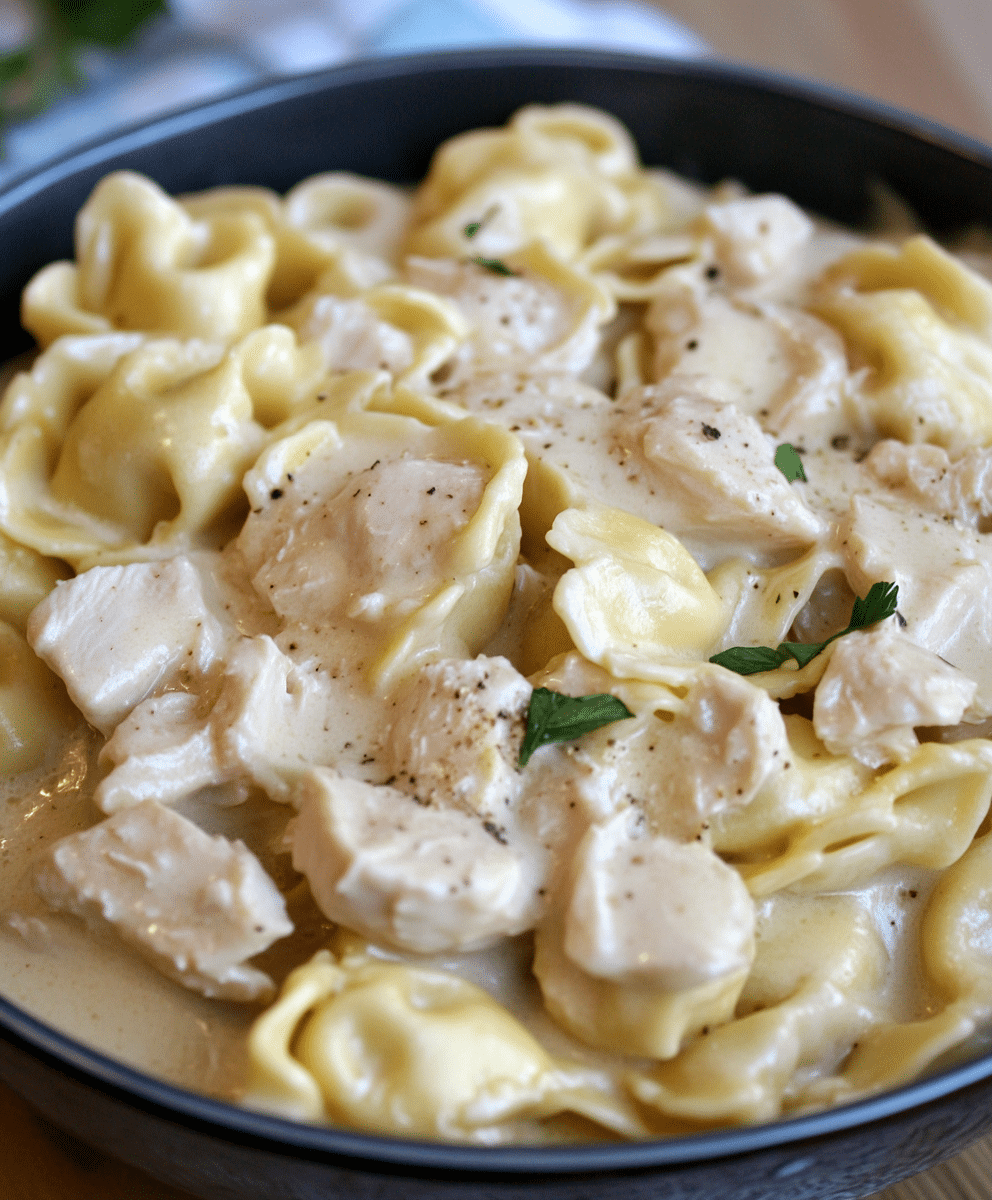 Chicken Tortellini Alfredo Recipe - ymrecipes.com