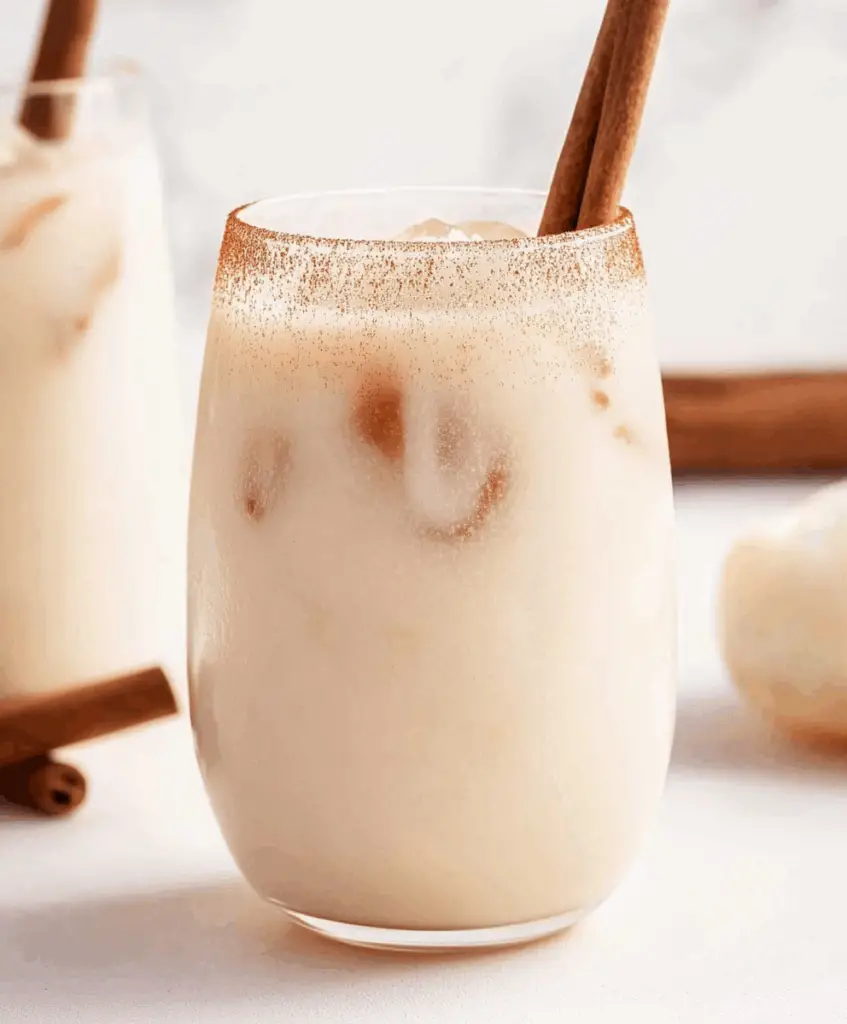 Refreshing Homemade Traditional Horchata Recipe - ymrecipes.com